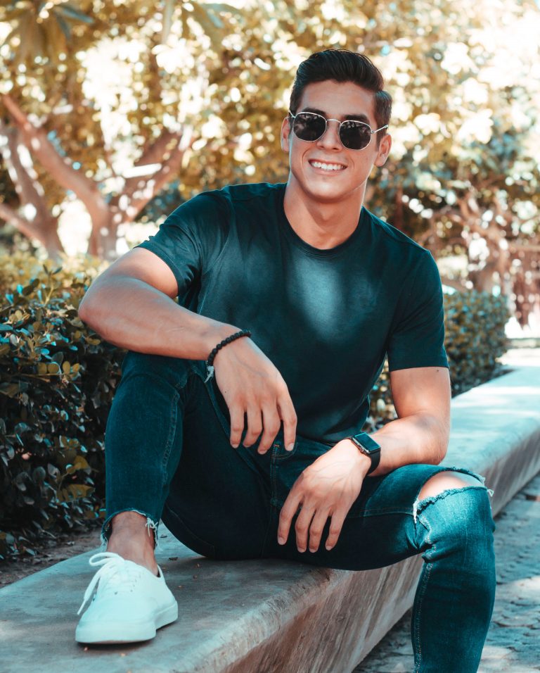 Javier, Rojo como su equipo en ‘Exatlón’ – Estudio Divagadas